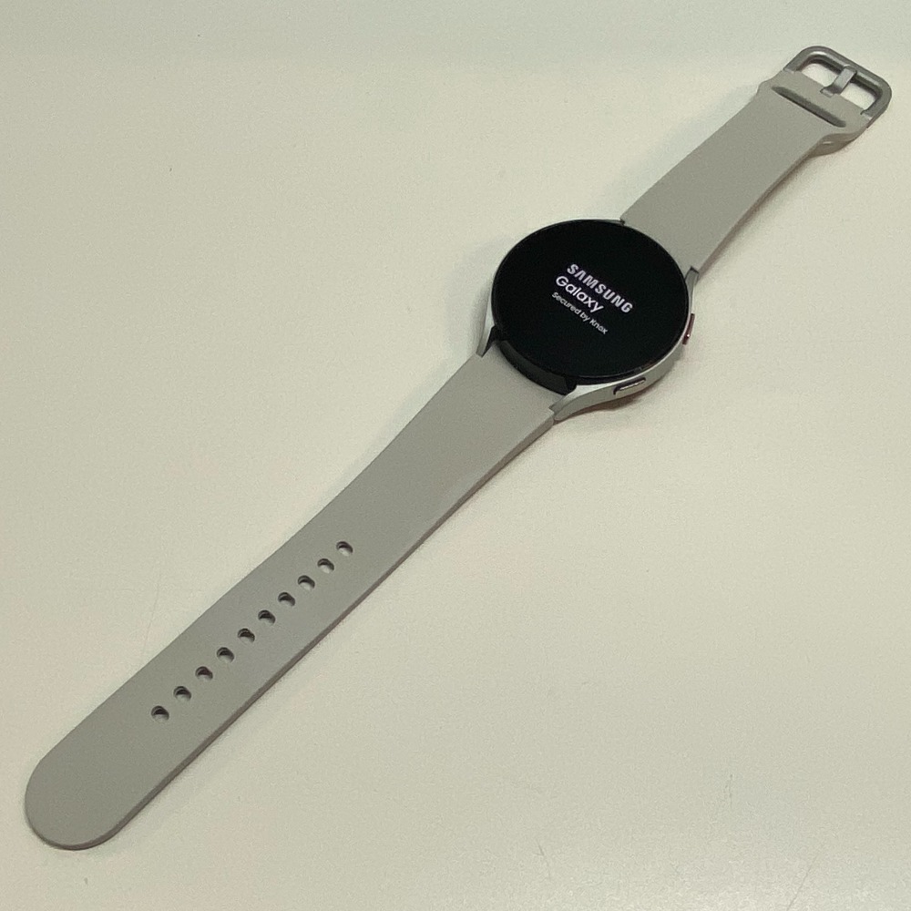 Pre-owned Samsung Galaxy Watch4 Model SM-R875F 44mm in Silver GPS & LTE ...